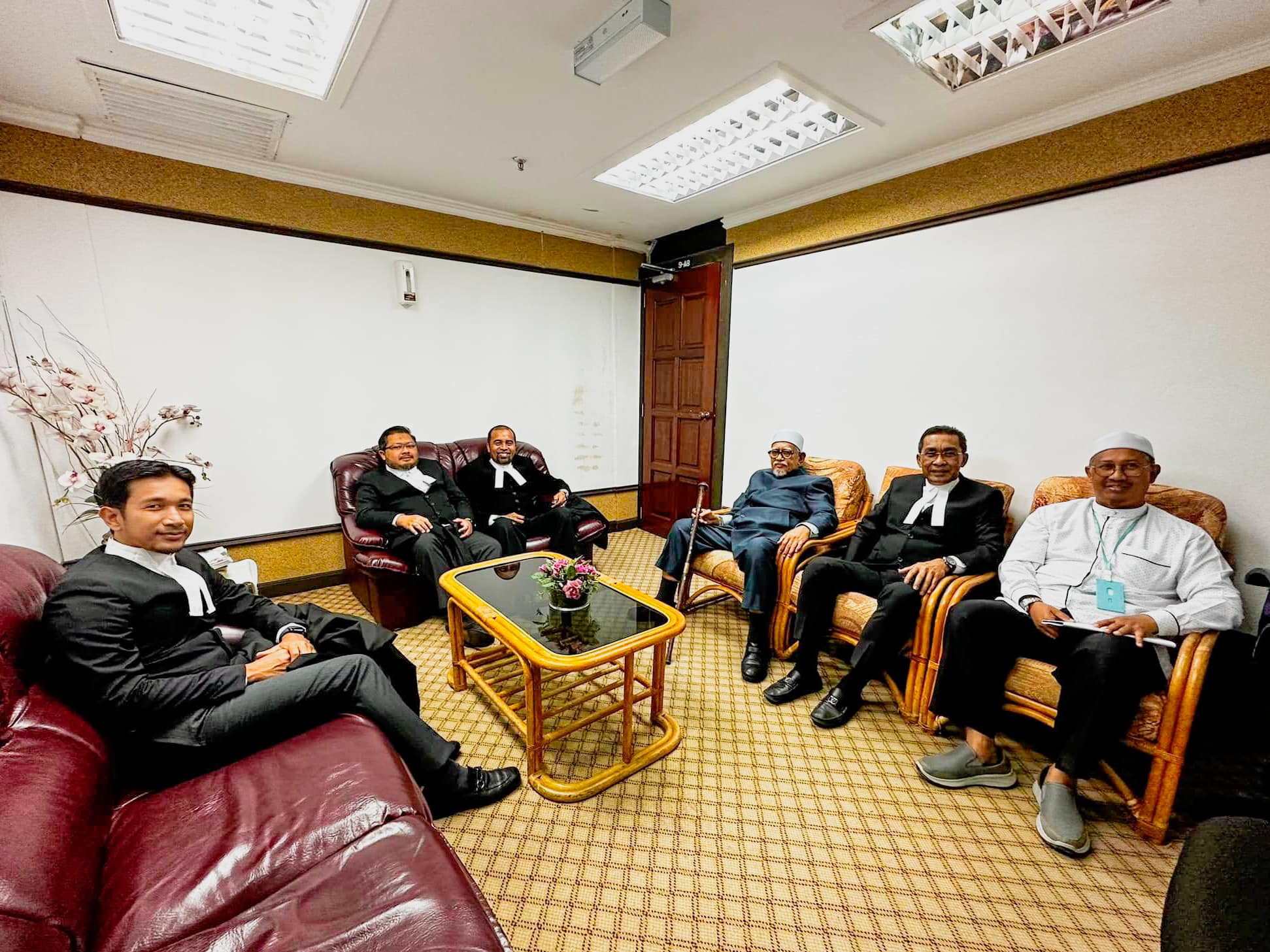 Waran tangkap terhadap Exco Terengganu terbatal - Berita Parti Islam Se ... Waran tangkap terhadap Exco Terengganu terbatal - Berita Parti Islam Se ...